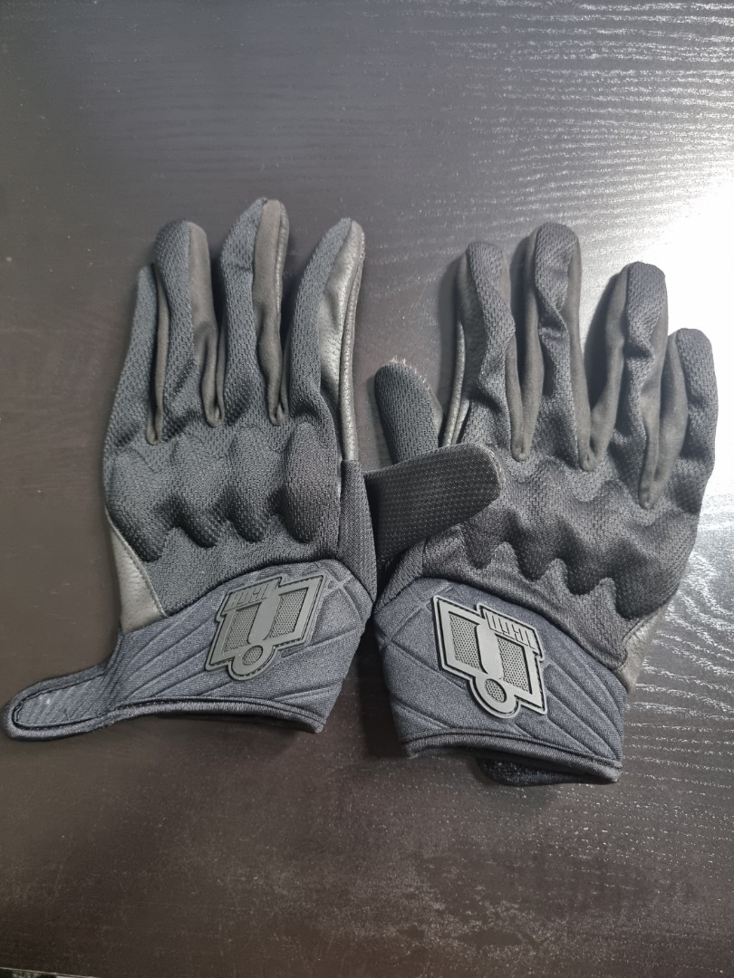 Icon Anthem 2 CE Gloves HD, Motorcycles, Motorcycle Apparel on Carousell