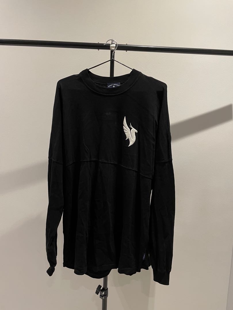 Illenium long sleeve top, Men's Fashion, Muslim Wear, Tops on Carousell