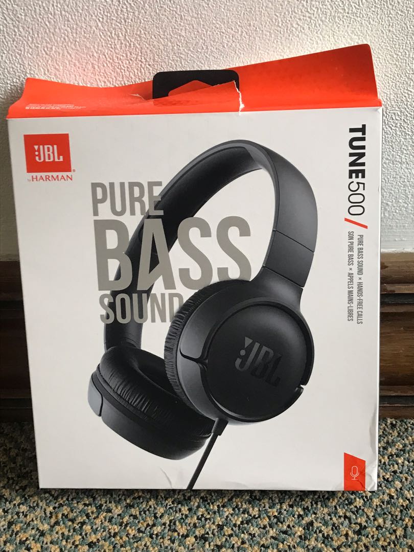 JBL Tune 500 with wire, Audio, Headphones & Headsets on Carousell