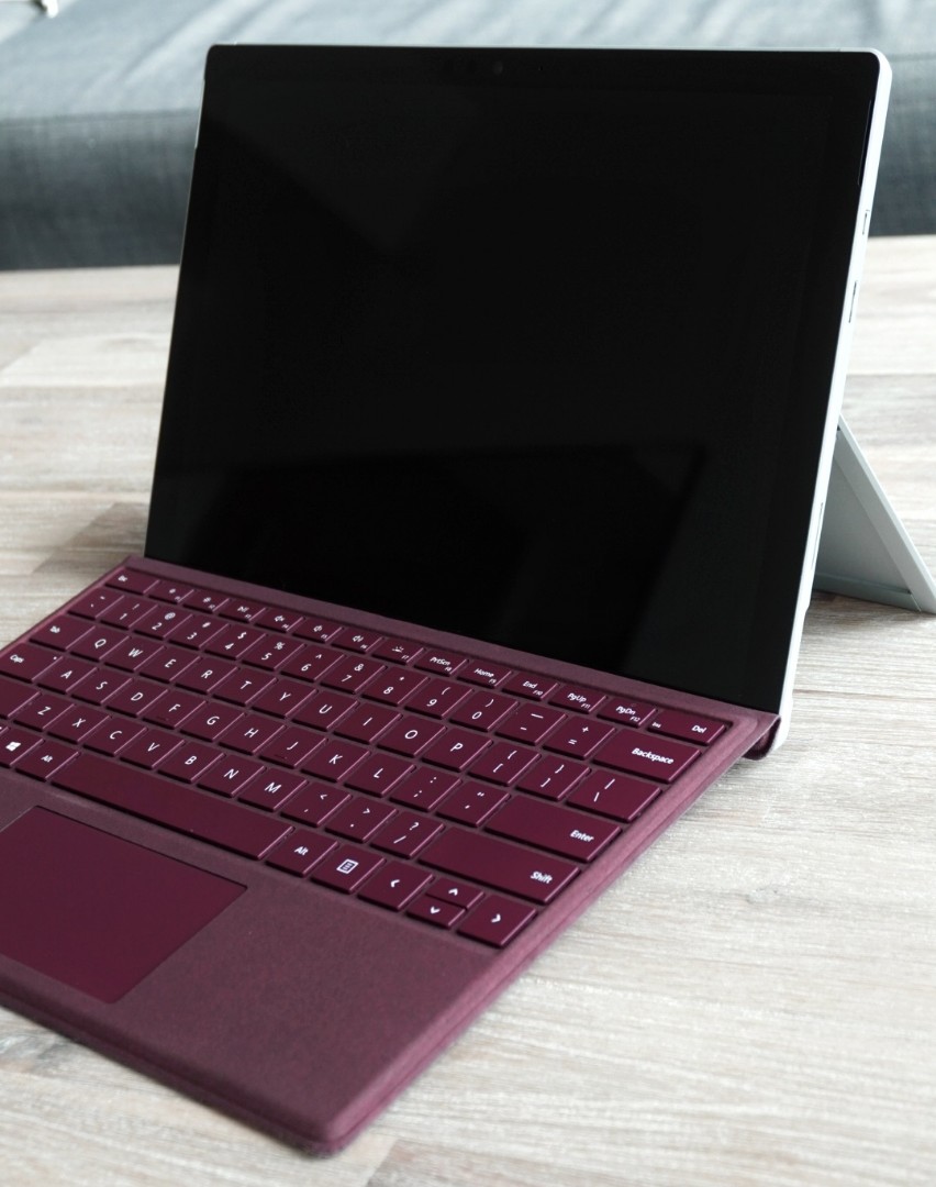 Microsoft Surface 6 Pro, Computers & Tech, Laptops & Notebooks on Carousell