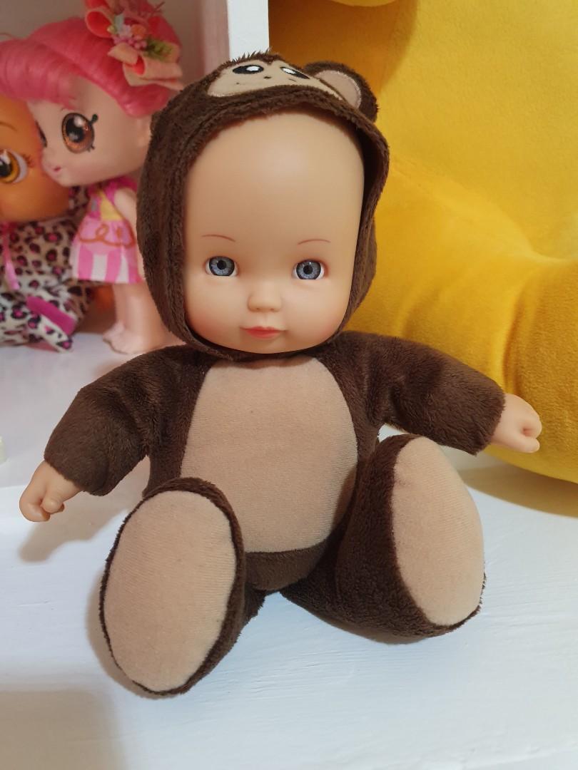 Monkey doll batt op, Babies & Kids, Infant Playtime on Carousell