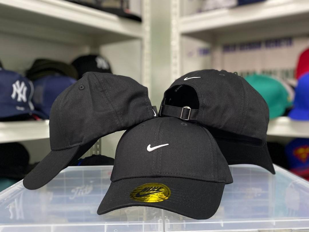 NIKE SMALL LOGO CAP, Men's Fashion, Watches & Accessories, Cap & Hats ...