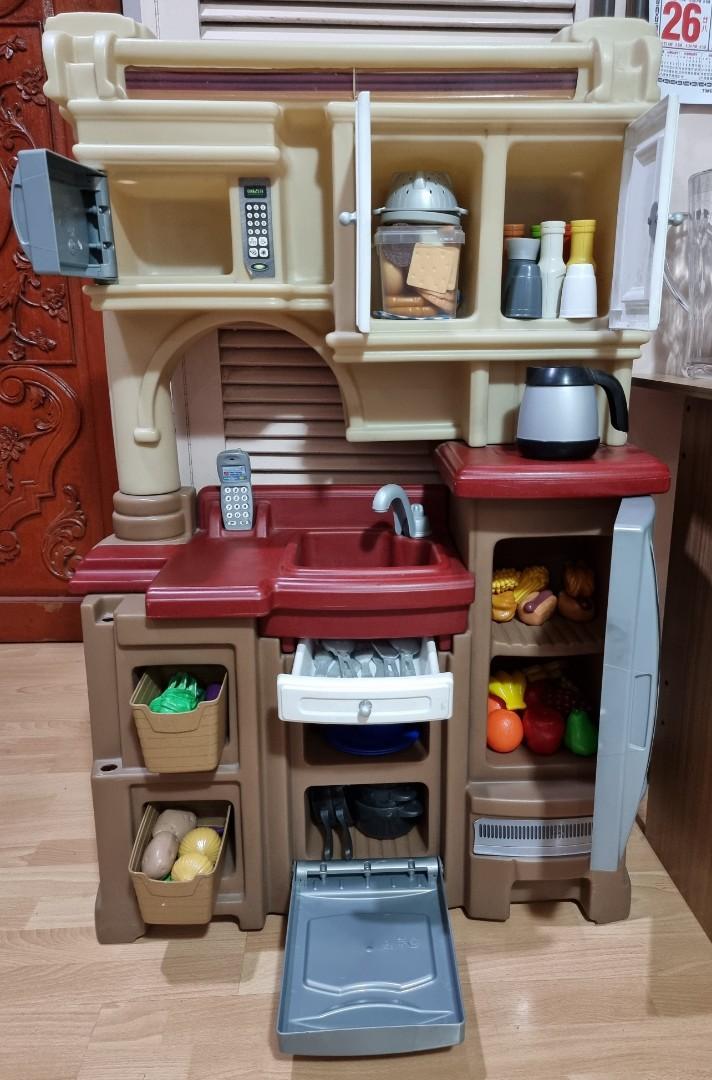 Original Step 2 Kitchen Play Set Same Quality As Little Tykes, Hobbies ...