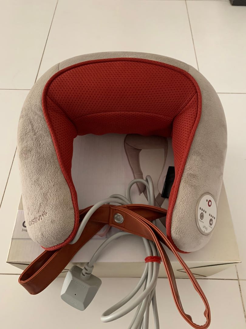 OSIM uHug, Health & Nutrition, Massage Devices on Carousell