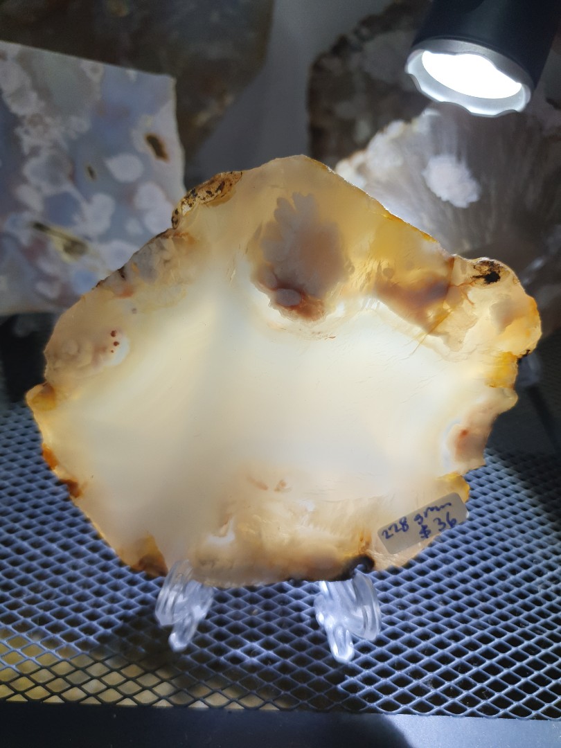 Sakura agate slab, Women's Fashion, Jewelry & Organisers, Precious ...