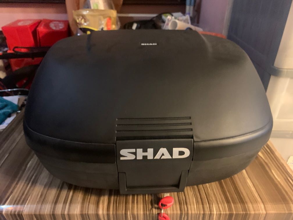 Shad box 42L, Motorcycles, Motorcycle Accessories on Carousell