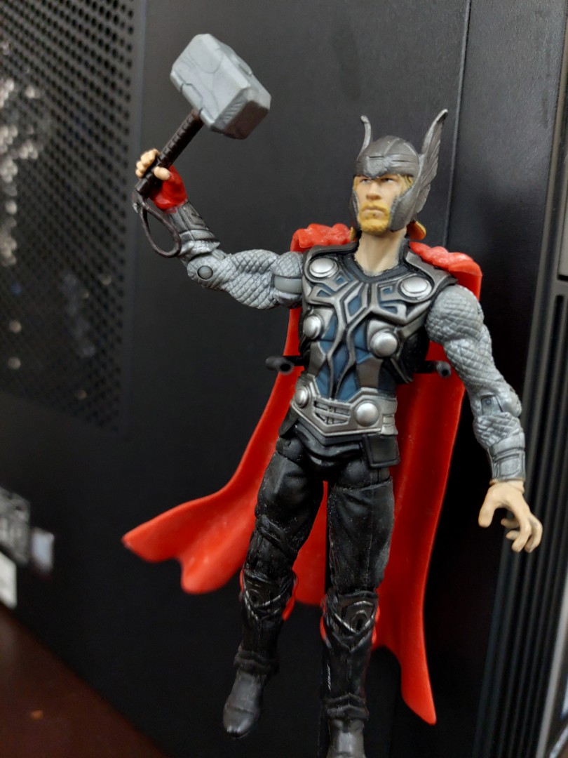 Thor Avengers Movie Basic Action Figure, Hobbies & Toys, Toys & Games ...