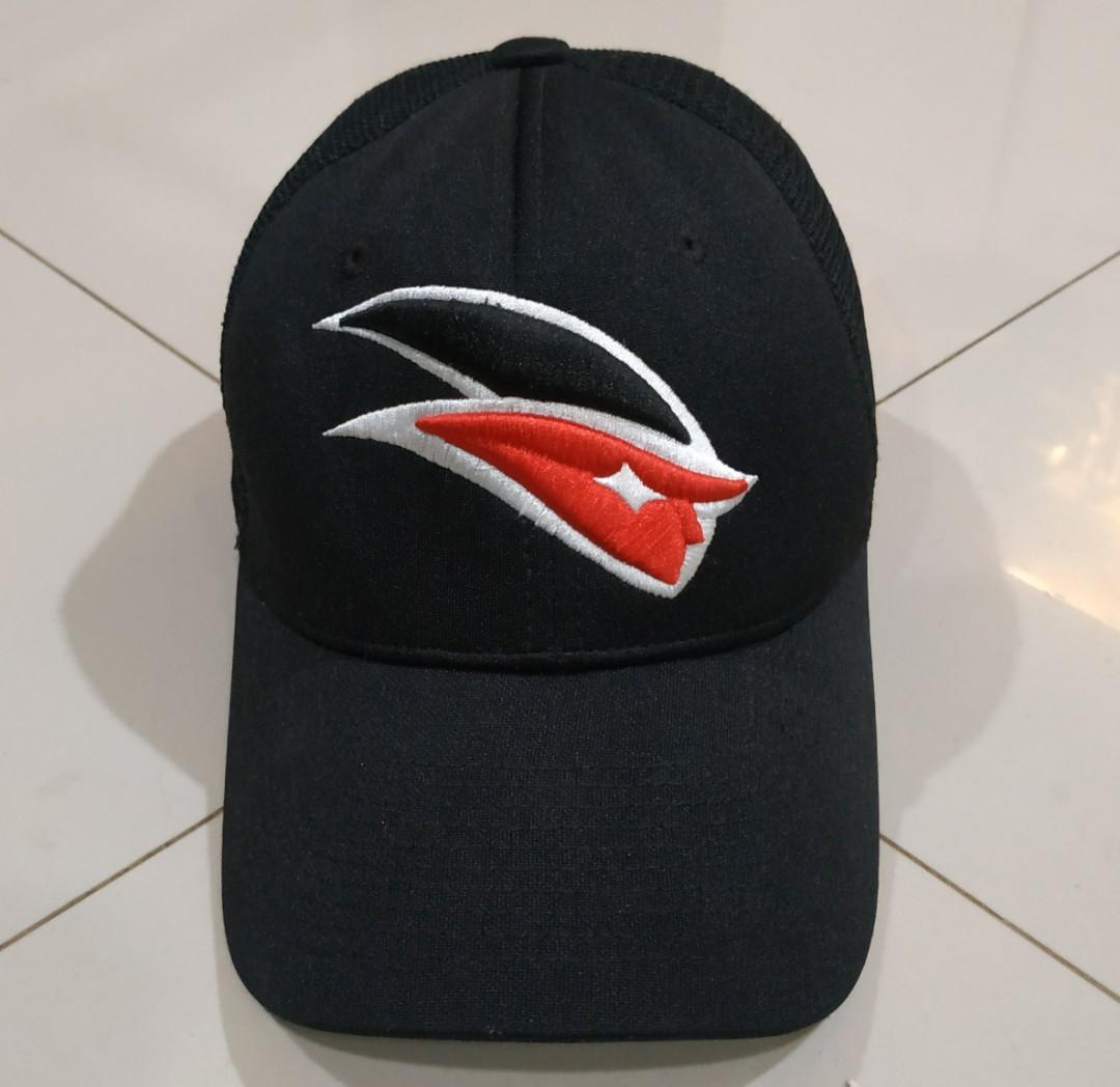 Topi Keren, Fesyen Pria, Aksesoris, Topi di Carousell