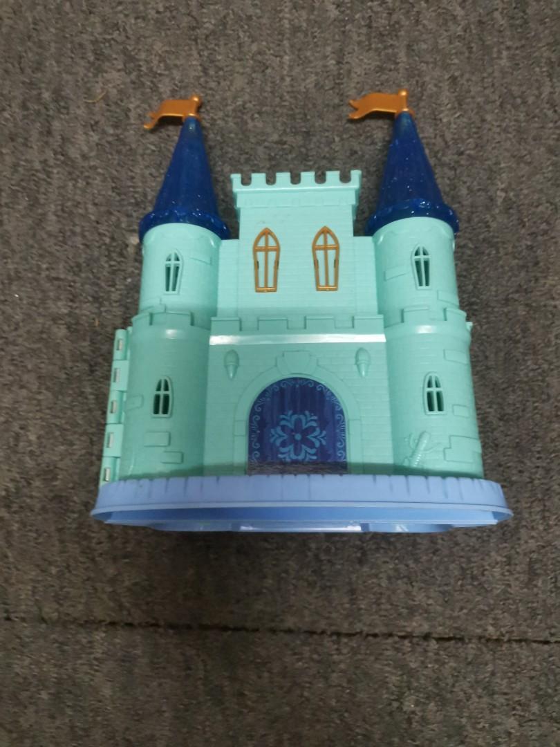 Blue Princess castle, Hobbies & Toys, Toys & Games on Carousell