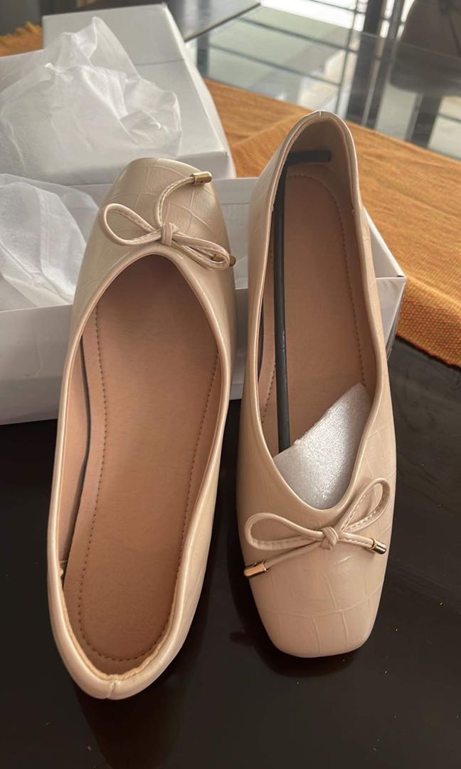 Brand New Shein Doll Shoes - Nude, Women's Fashion, Footwear, Flats ...