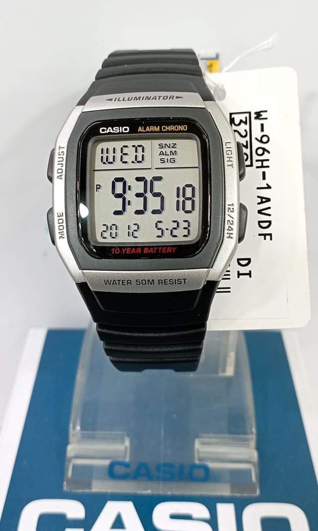 Casio Illuminator Black Resin Unisex, Luxury, Watches on Carousell