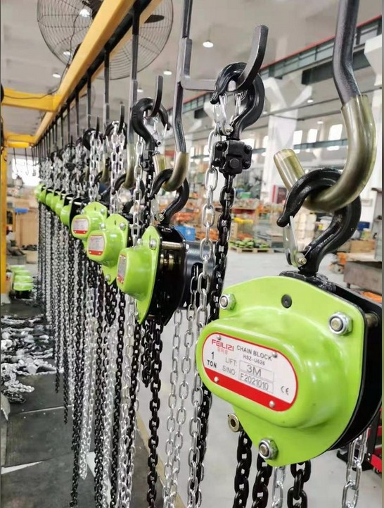 Chain Block 360 Degree Rotation, Commercial & Industrial, Construction ...