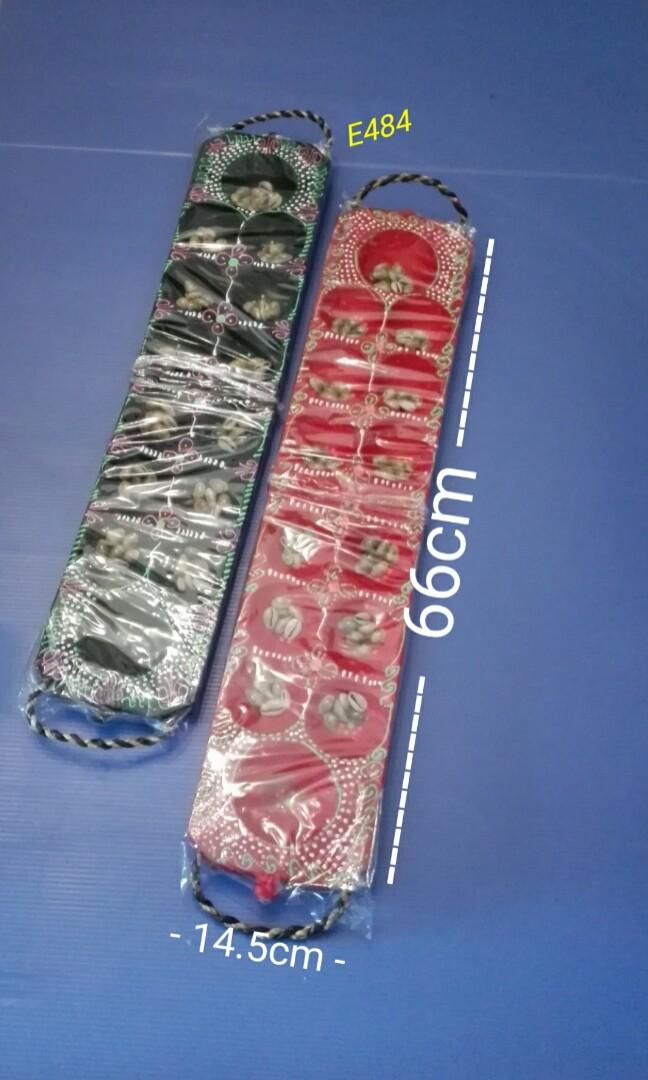 E484 - Foldable Handpainted Congkak With Shell Seeds, Hobbies & Toys ...