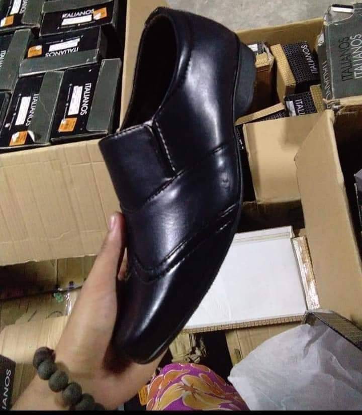 Italianos black shoes, Men's Fashion, Footwear, Casual Shoes on Carousell