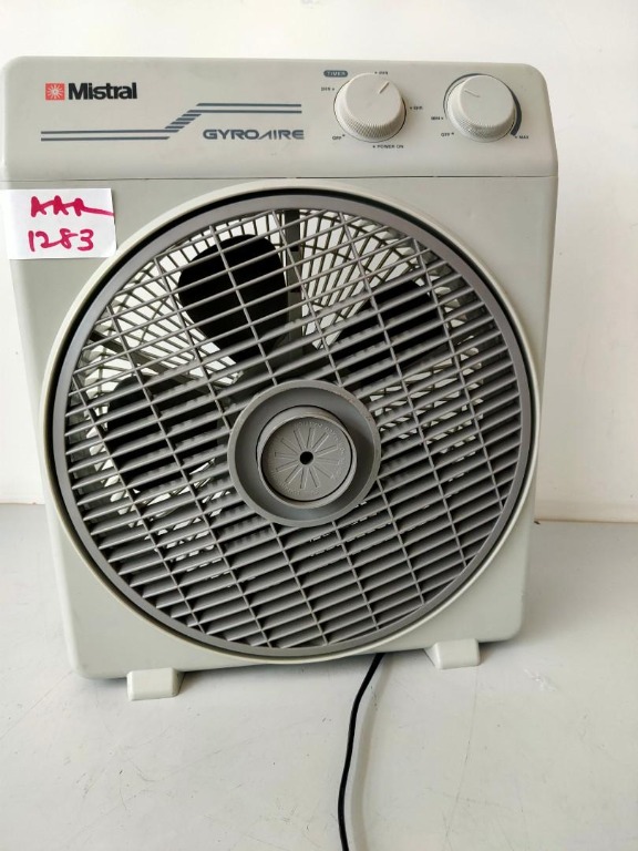 Mistral Gyro Aire Variable Speed Box Fan/Table Fan for sale @ $40 each ...