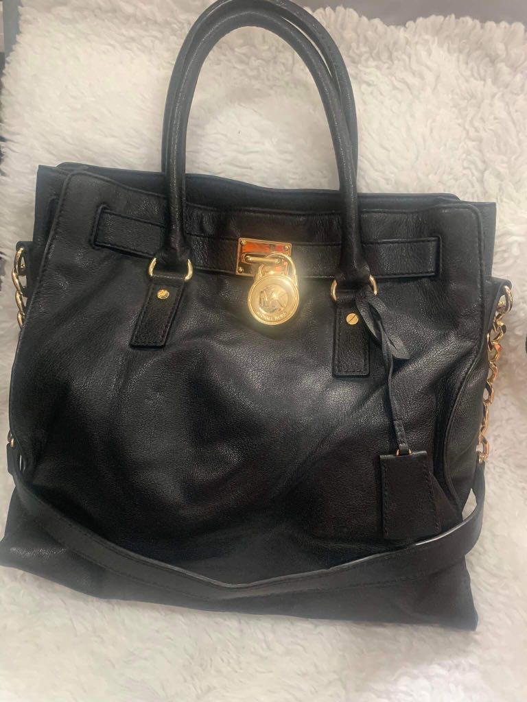 MK HAMILTON LARGE, Women's Fashion, Bags & Wallets, Tote Bags on Carousell