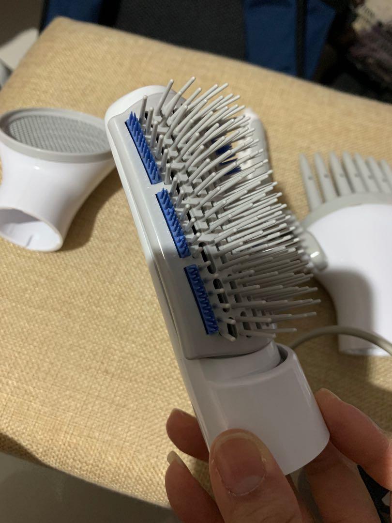 Panasonic Comb Brush Hair Dryer, Beauty & Personal Care, Hair on Carousell