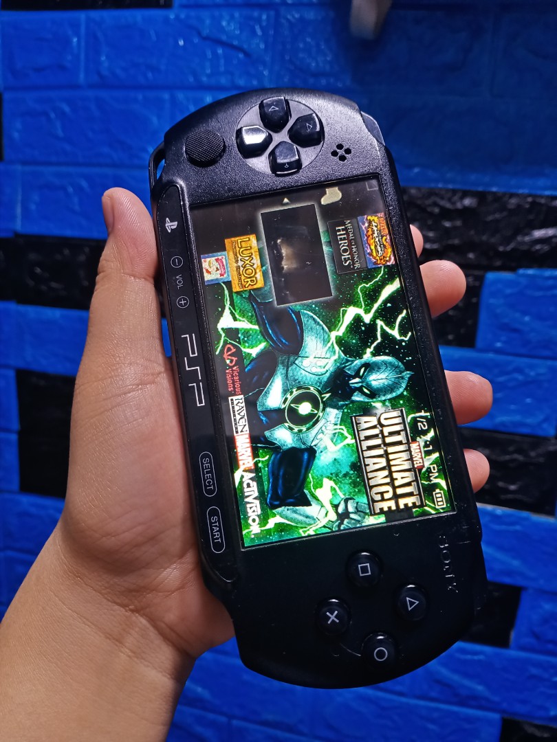 PSP STREET LIMITED EDITION, Video Gaming, Video Game Consoles ...