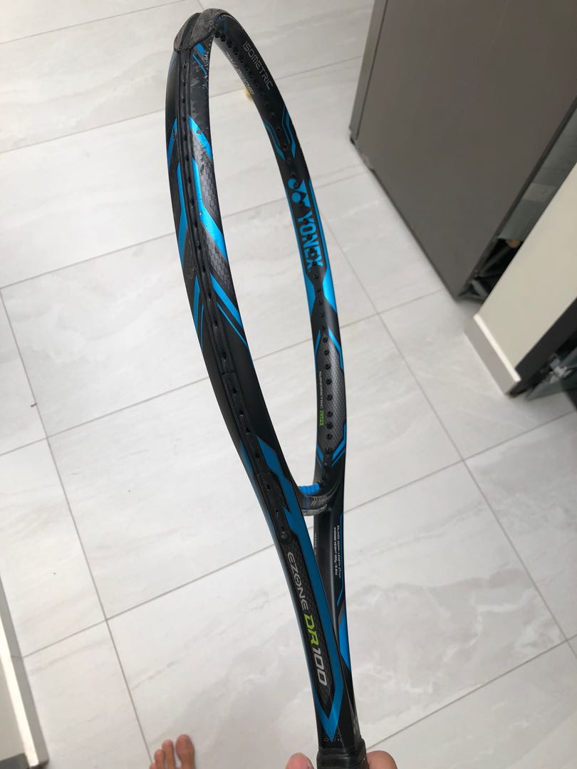 *RARE* Yonex Ezone Dr100 L2 tennis racker, Sports Equipment, Sports ...