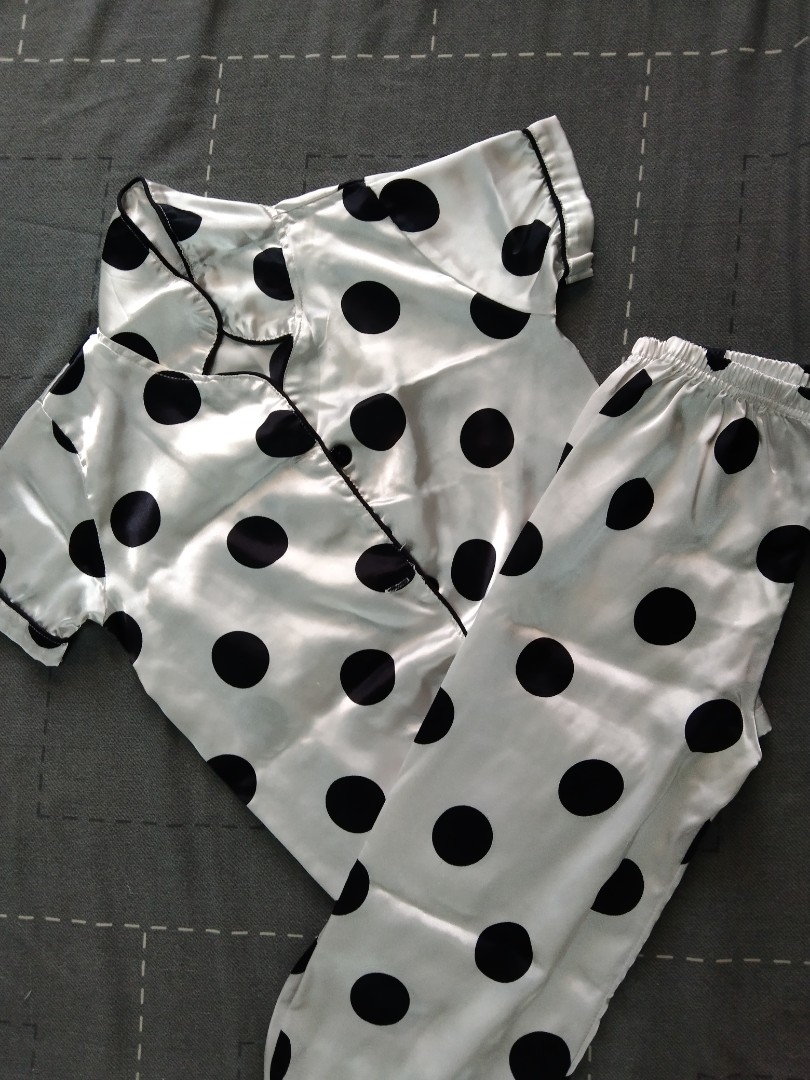 Satin/Silky Sleepwear Terno - Unisex - 4 to 5 years old, Babies & Kids ...
