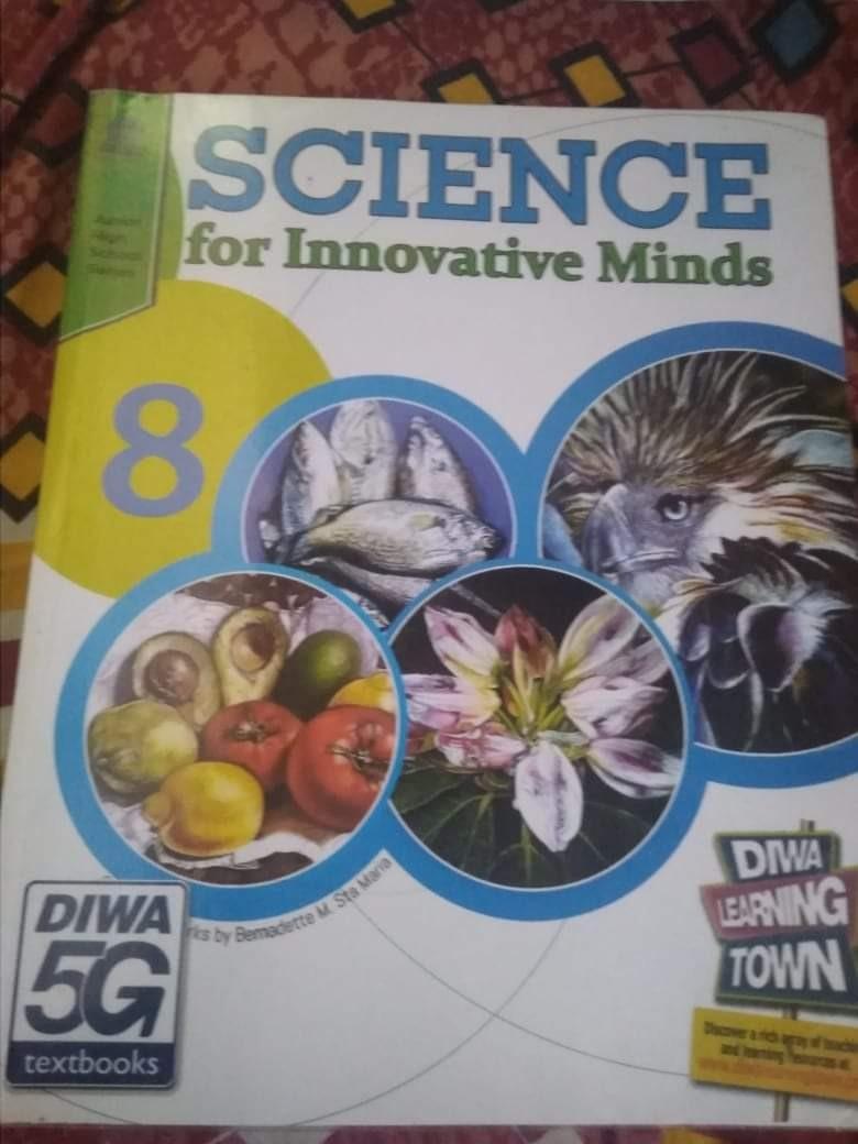 Science book 10, Hobbies & Toys, Books & Magazines, Textbooks on Carousell