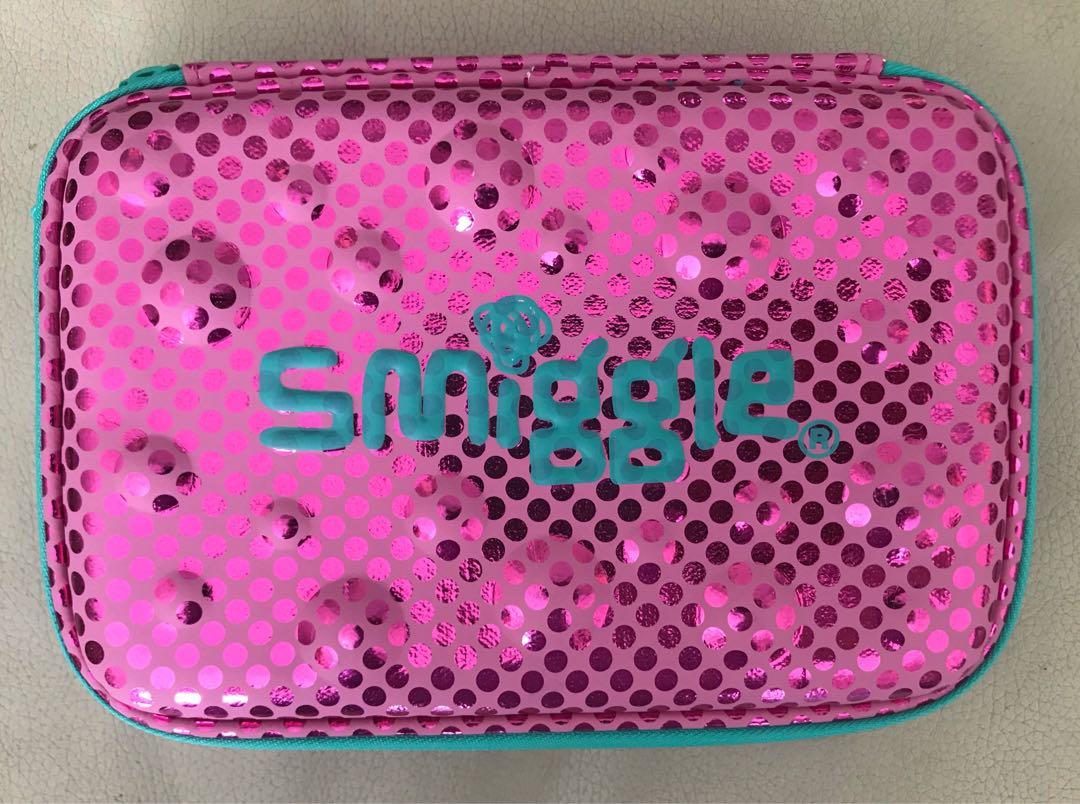 Smiggle hard top pencil case, Hobbies & Toys, Stationary & Craft ...