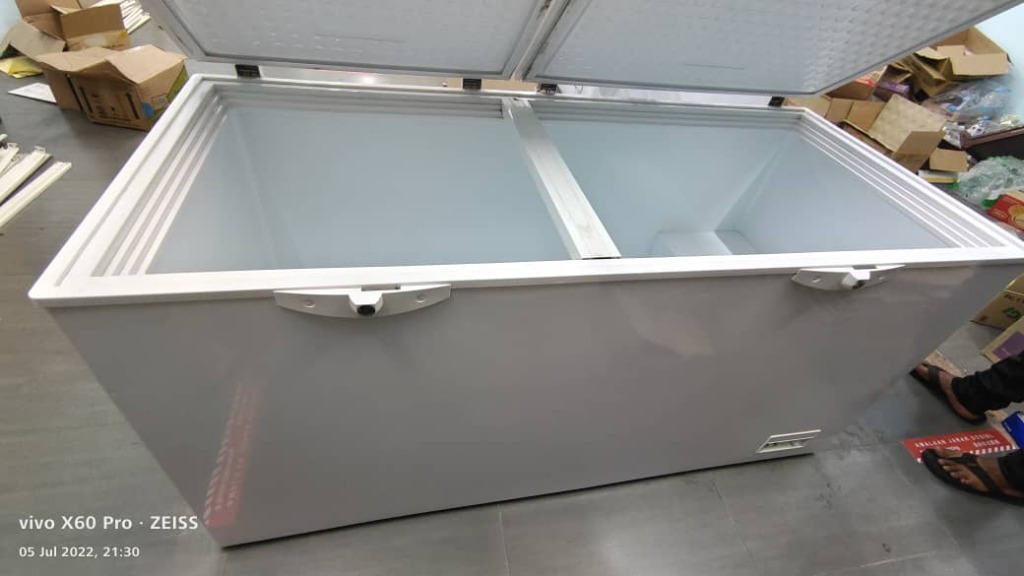 Solid Cool Chest Freezer 520L, TV & Home Appliances, Kitchen Appliances ...