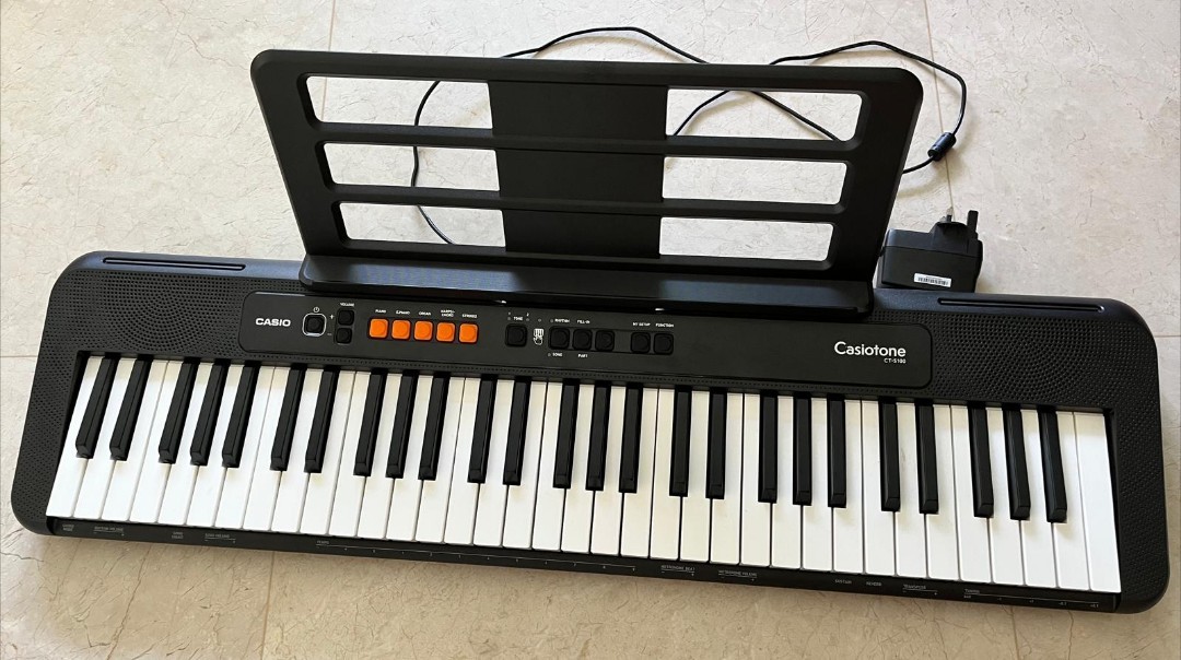 Casio Casiotone CT-S100 Keyboard, Hobbies & Toys, Music & Media ...