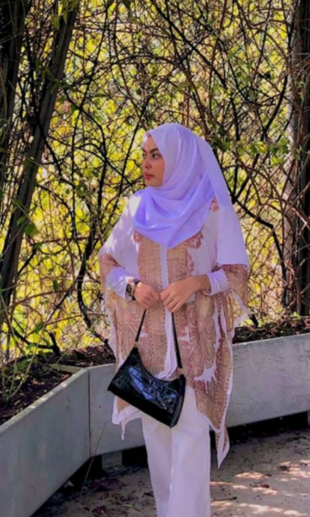 chiffon printing bow baju shawl batik scaf, Women's Fashion, Muslimah ...