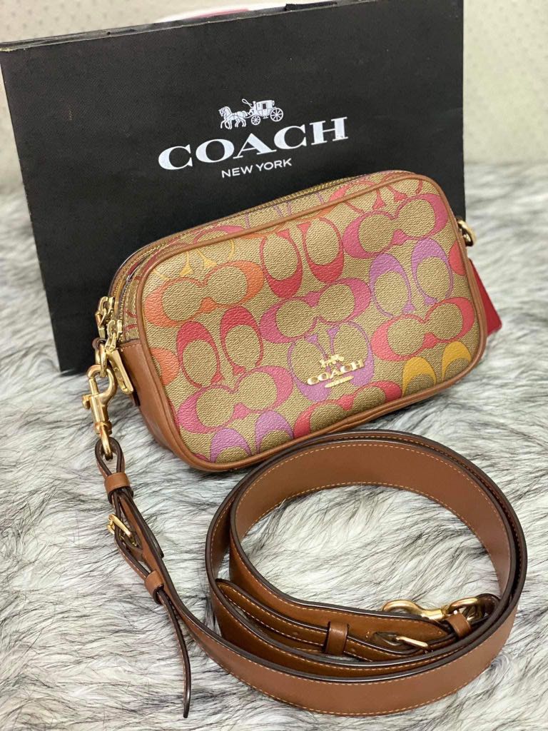 Coach jes camera bag, Women's Fashion, Bags & Wallets, Cross-body Bags ...