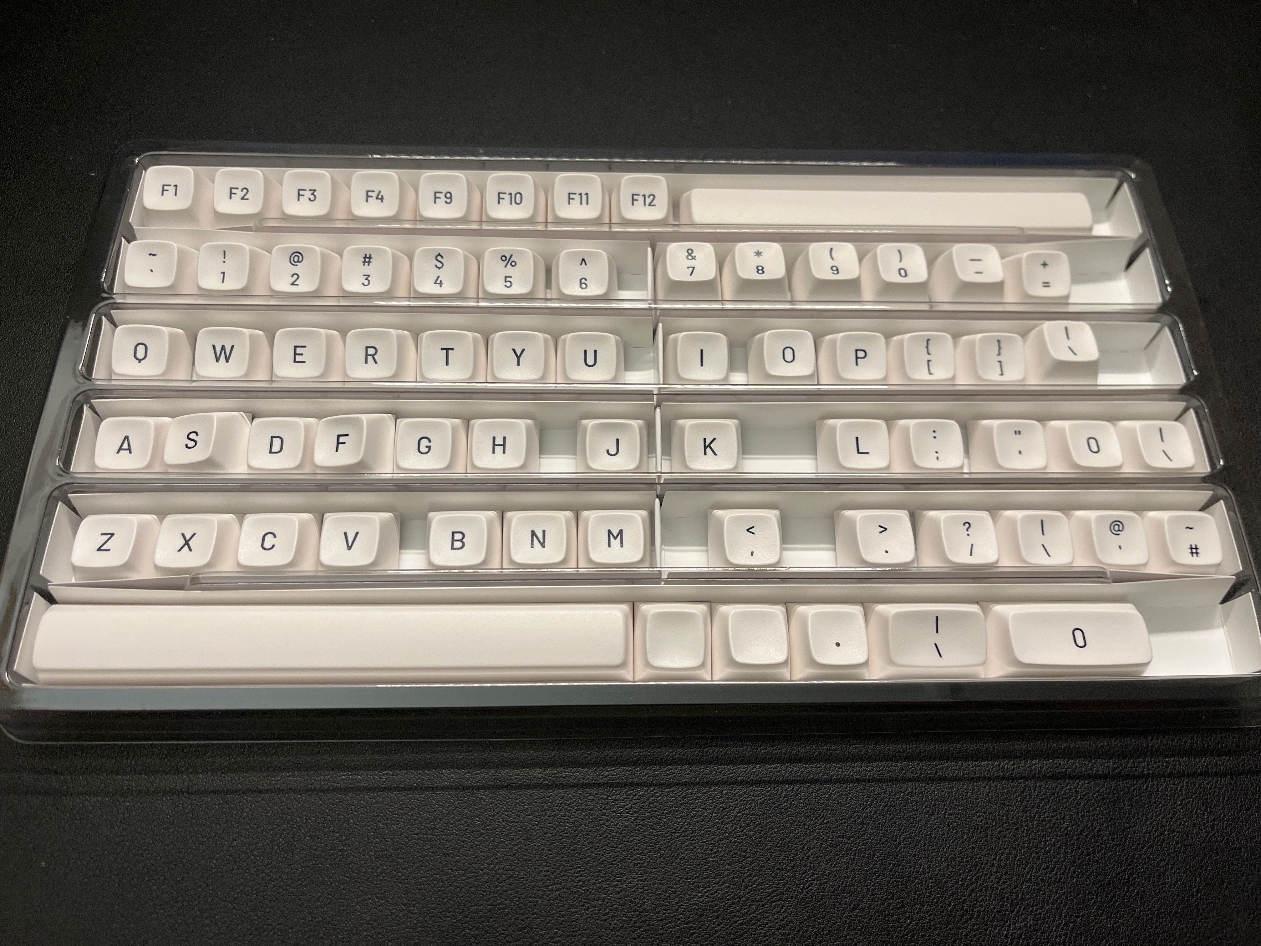 DROP MT3 BOW (black on white) Keycaps, Computers & Tech, Parts ...