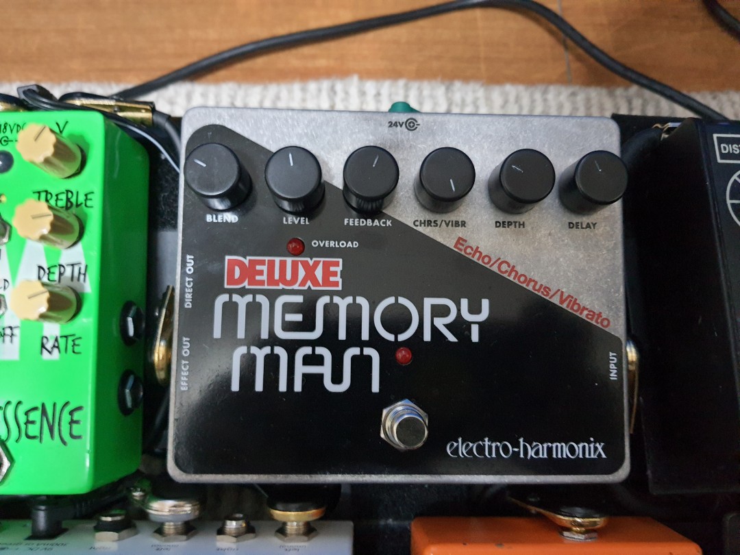 EHX Memory Man XO, Hobbies & Toys, Music & Media, Musical Instruments ...