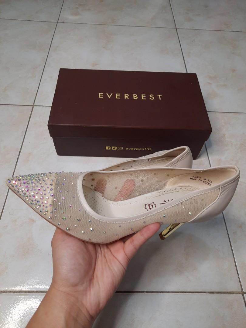 Everbest Jihane Beige, Fesyen Wanita, Sepatu di Carousell