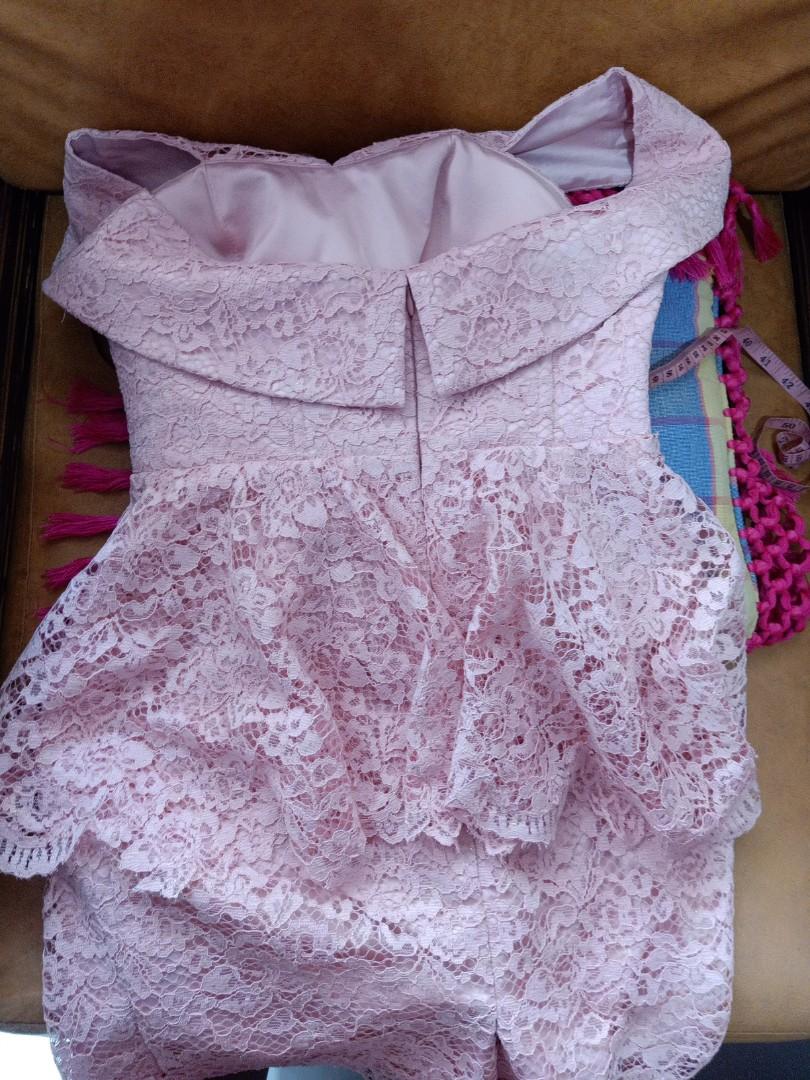 Gaun pink sabrina, Fesyen Wanita, Pakaian Wanita, Gaun & Rok di Carousell