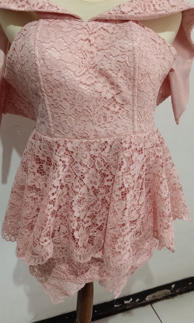 Gaun pink sabrina, Fesyen Wanita, Pakaian Wanita, Gaun & Rok di Carousell