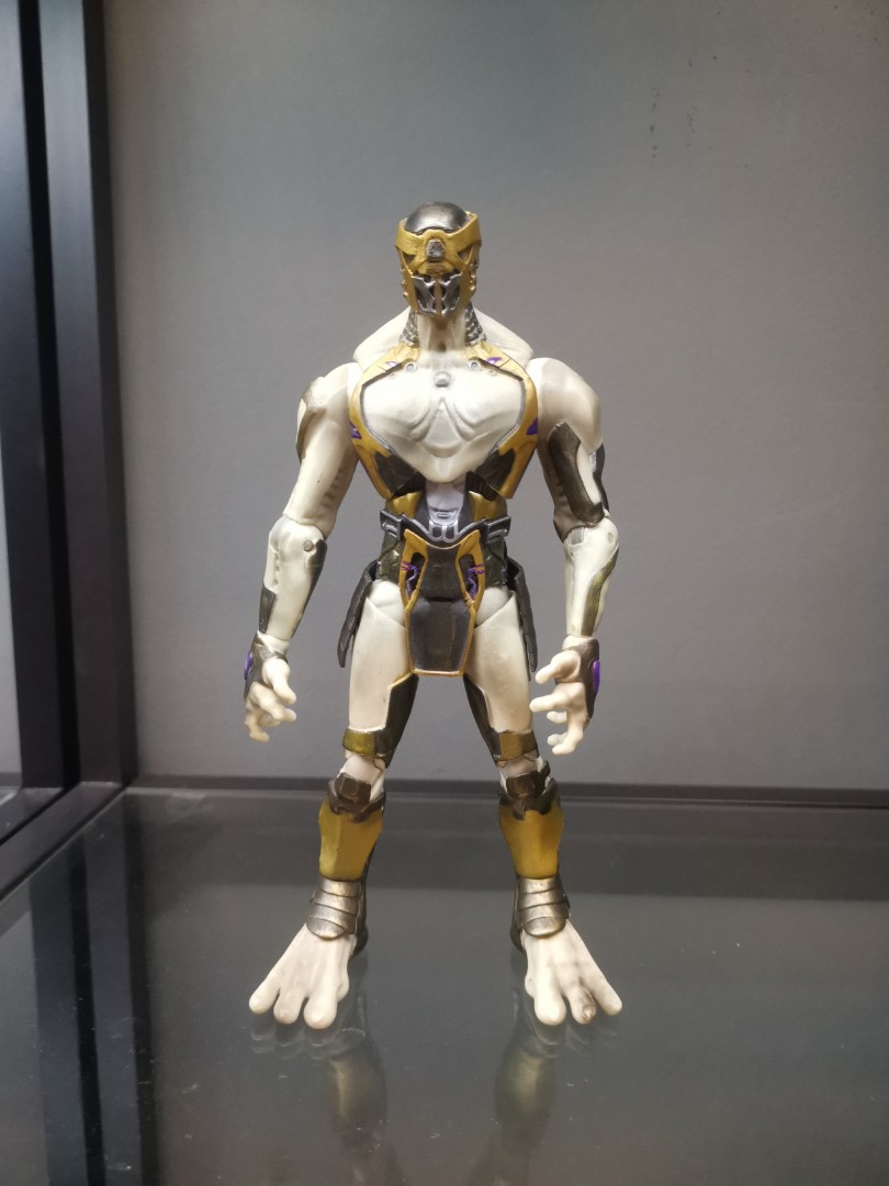Marvel select legends chitauri avengers, Hobbies & Toys, Toys & Games ...