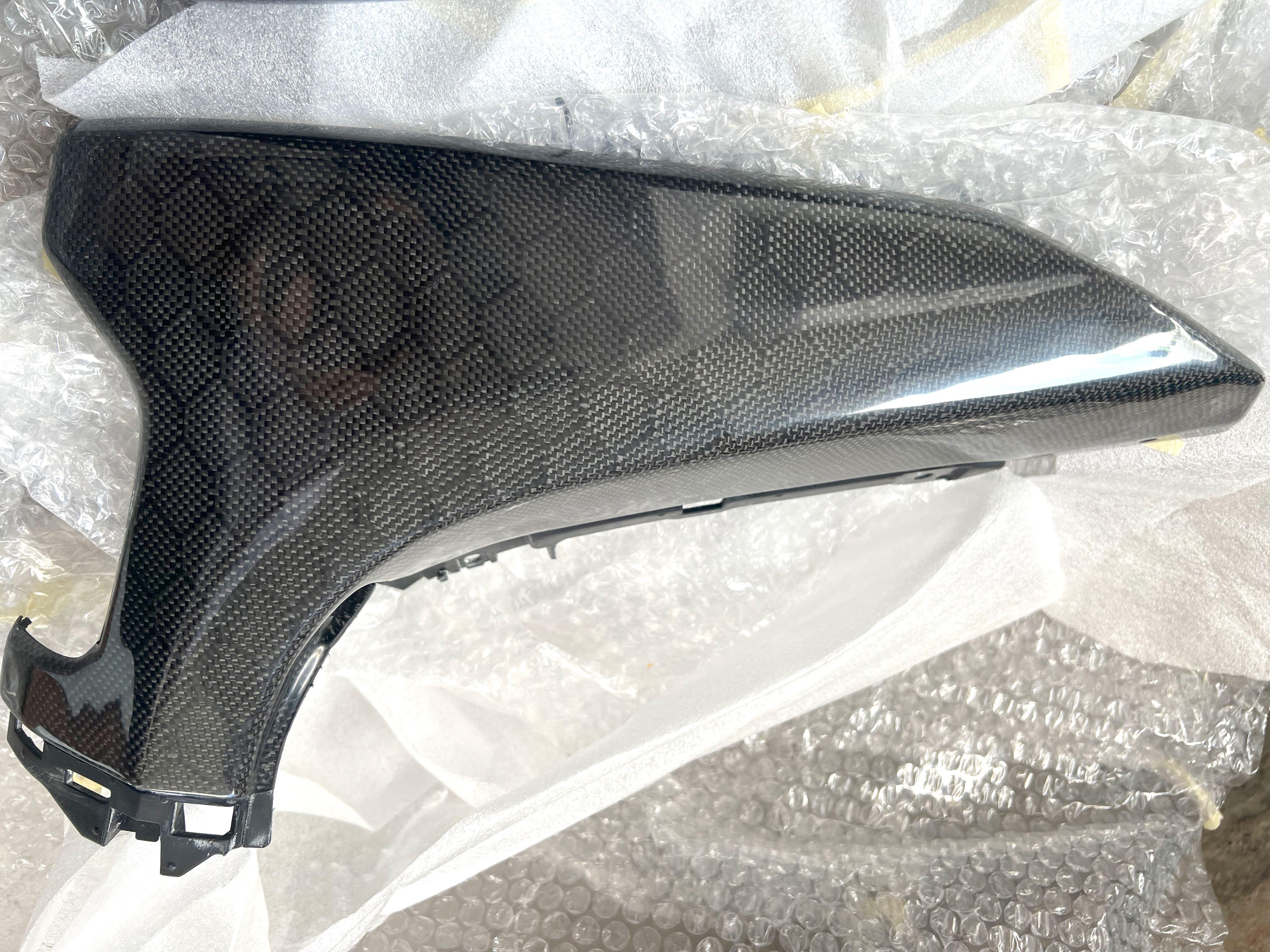 Nmax v2 front panel honeycomb carbon, Motorcycles, Motorcycle ...