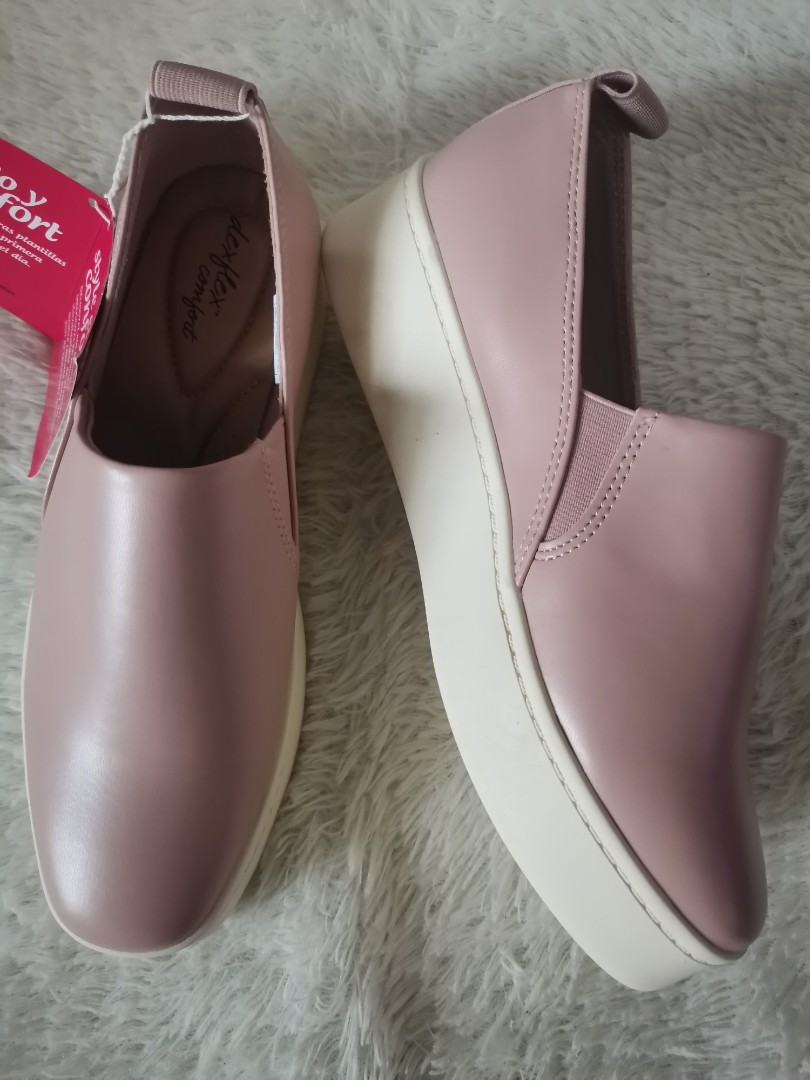 Payless DEXFLEX COMFORT BLUSH RUBOR, Women's Fashion, Footwear, Loafers ...