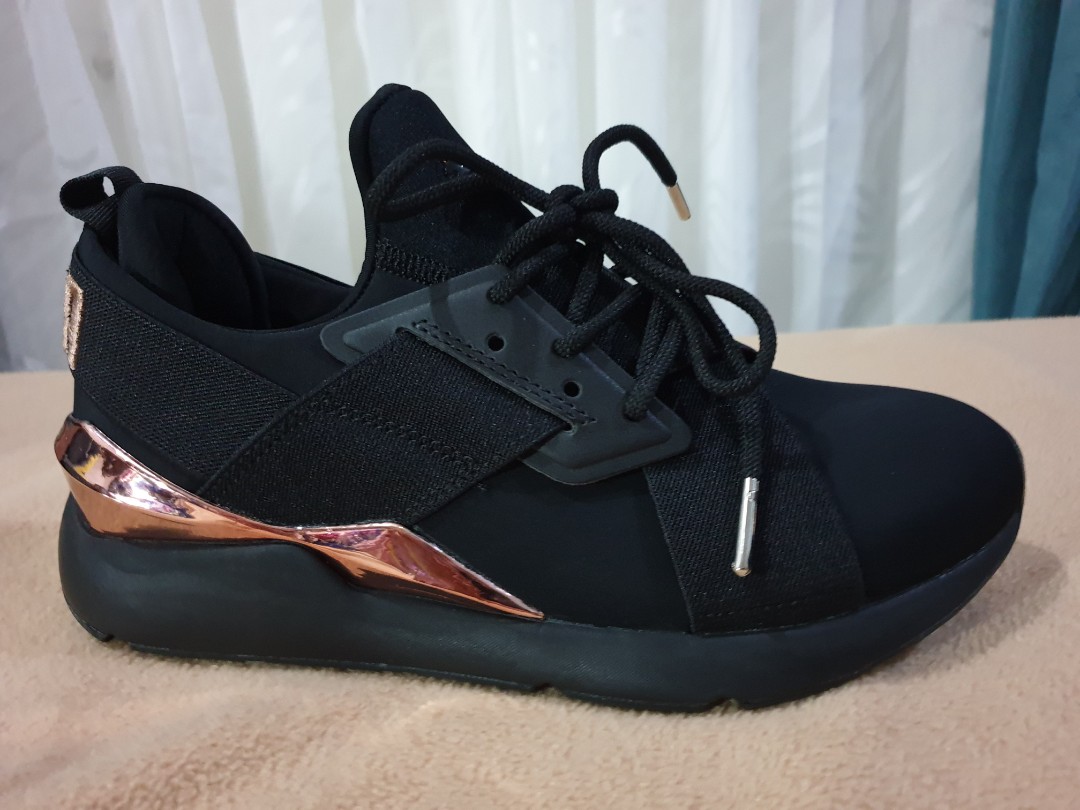 Puma rubber shoes, Women's Fashion, Footwear, Sneakers on Carousell