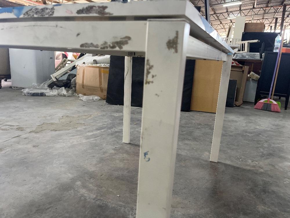 Rectangular Working Table White Colour / Meja Kerja Segi Empat Warna ...