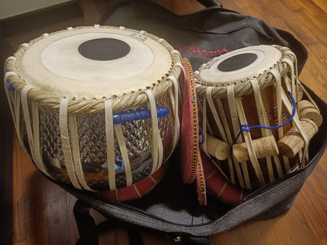 Tabla Set with bag and hammer, Hobbies & Toys, Music & Media, Musical ...