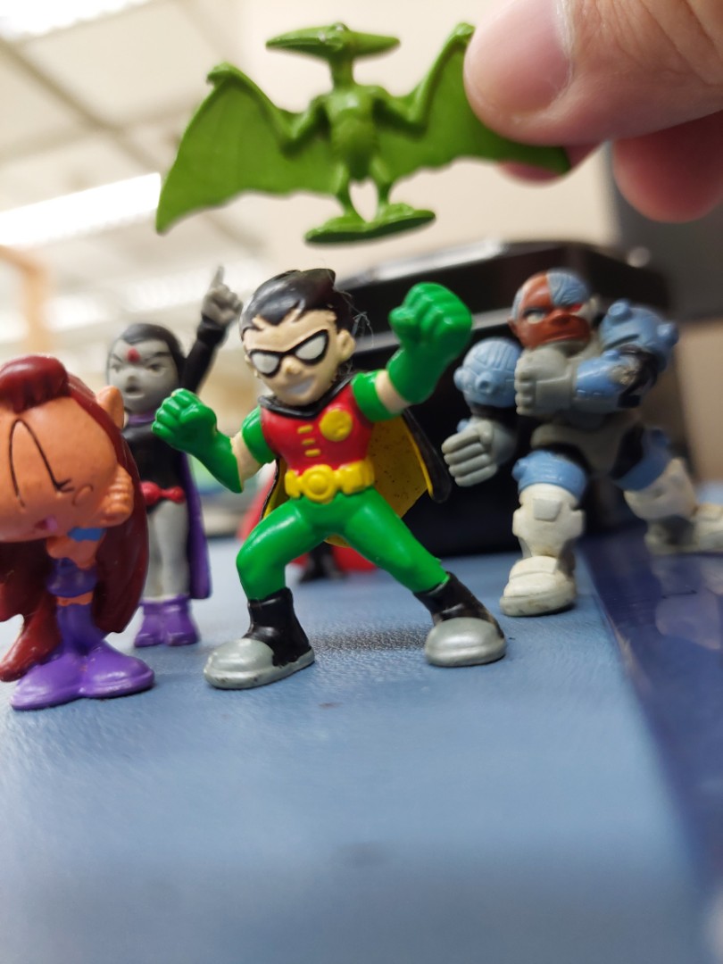 Teen Titans Bandai Mini Figure Set, Hobbies & Toys, Toys & Games on ...