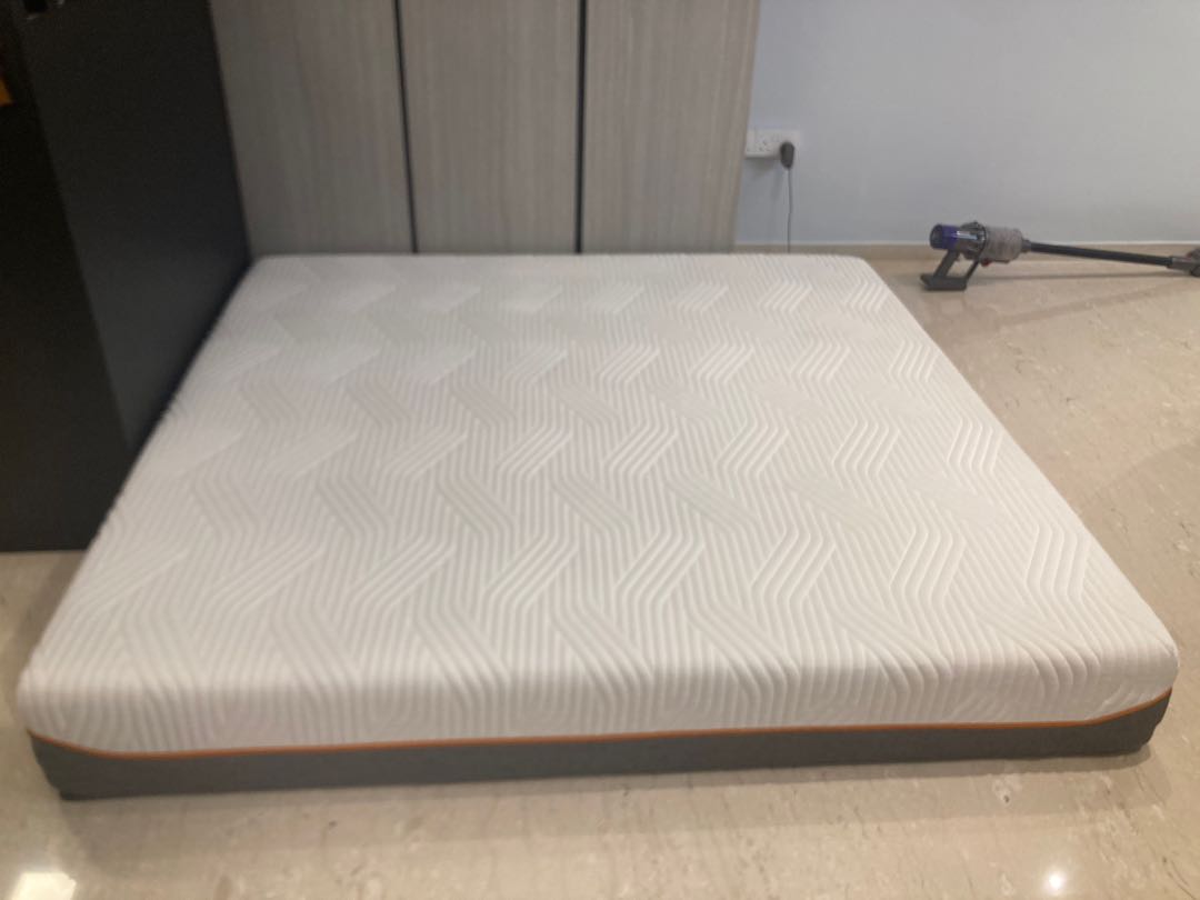 Tempur king sized contour elite mattress, Furniture & Home Living ...