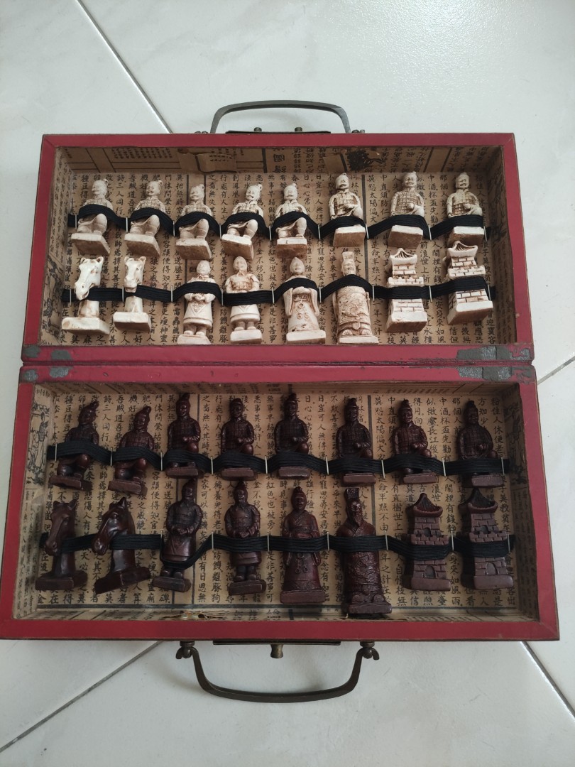 ☺️ Terracotta Army Chess Set, Hobbies & Toys, Memorabilia ...