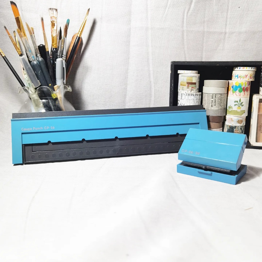 Carl Gauge Punch, Hobbies & Toys, Stationary & Craft, Other Stationery ...