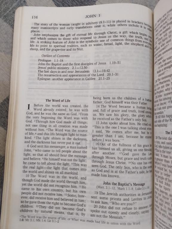Good News Bible TEV Reader's Edition 1987, Hobbies & Toys, Books ...