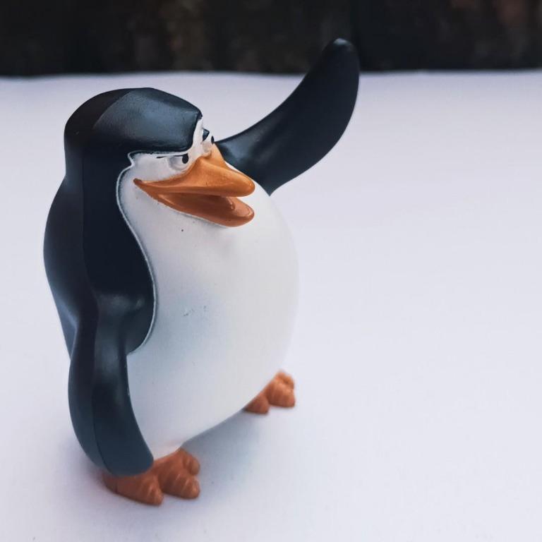 Happy Meal Mc Donald 2009 - Madagascar 2 Skipper, Toys & Collectibles ...