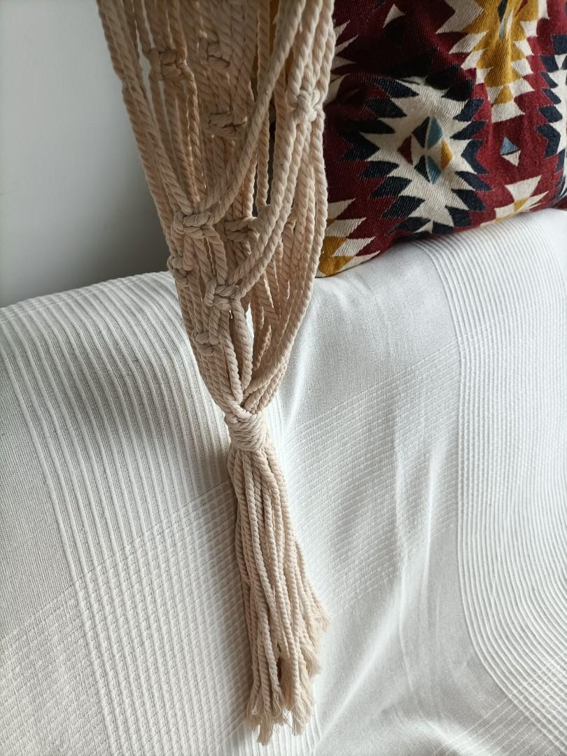 Hooga Macrame Planter wall deco, Furniture & Home Living, Home Decor ...