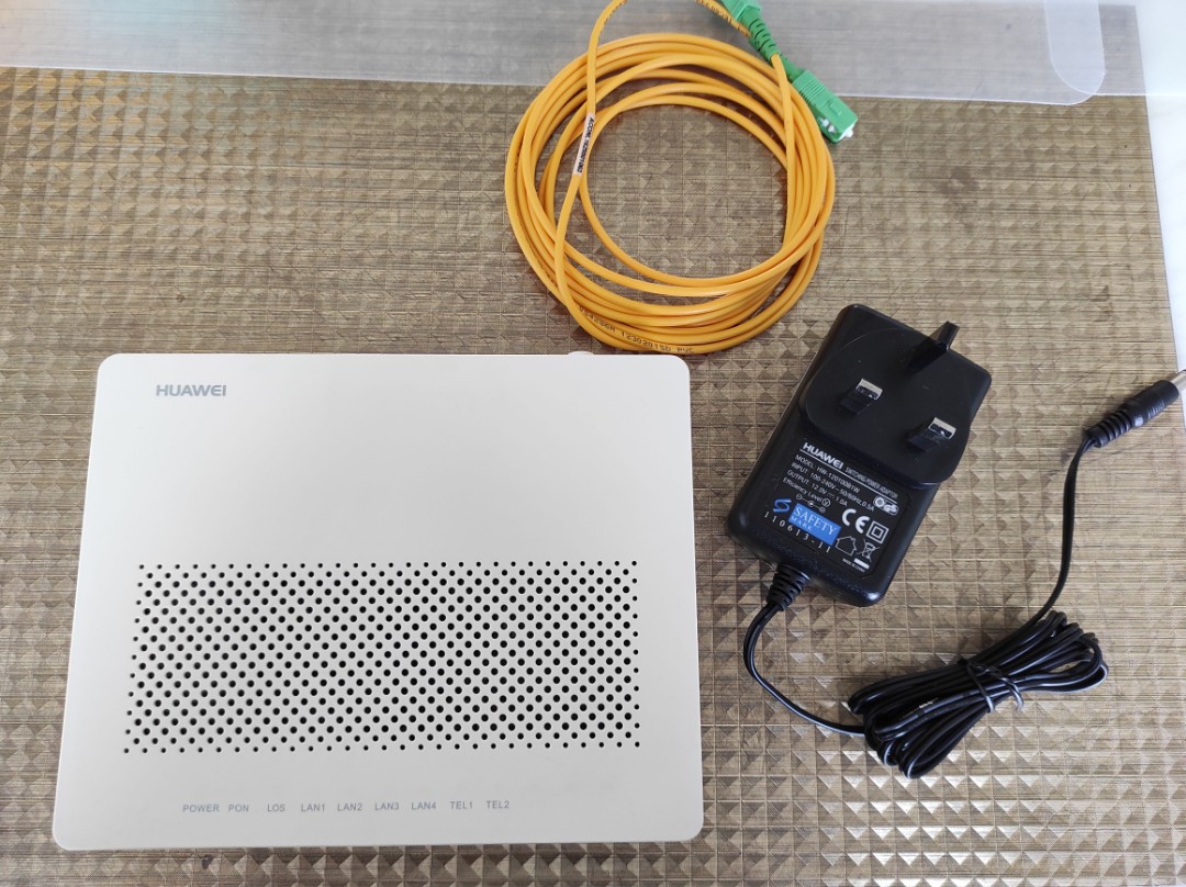 Huawei Echolife HG8240H ONT. fibre optics, network, internet ...