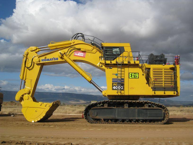 Komatsu PC4000 excavator 1/50 construction diecast scale model, Hobbies ...